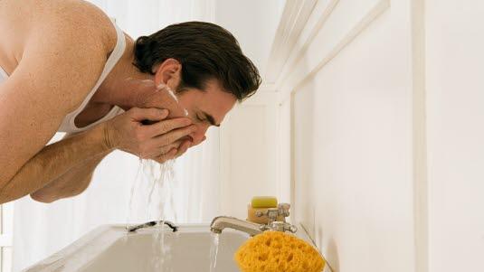 Slik reduserer du akne-arr - NHI.no