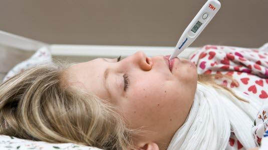 Feber hos større barn og voksne - hva kan årsaken være? - NHI.no